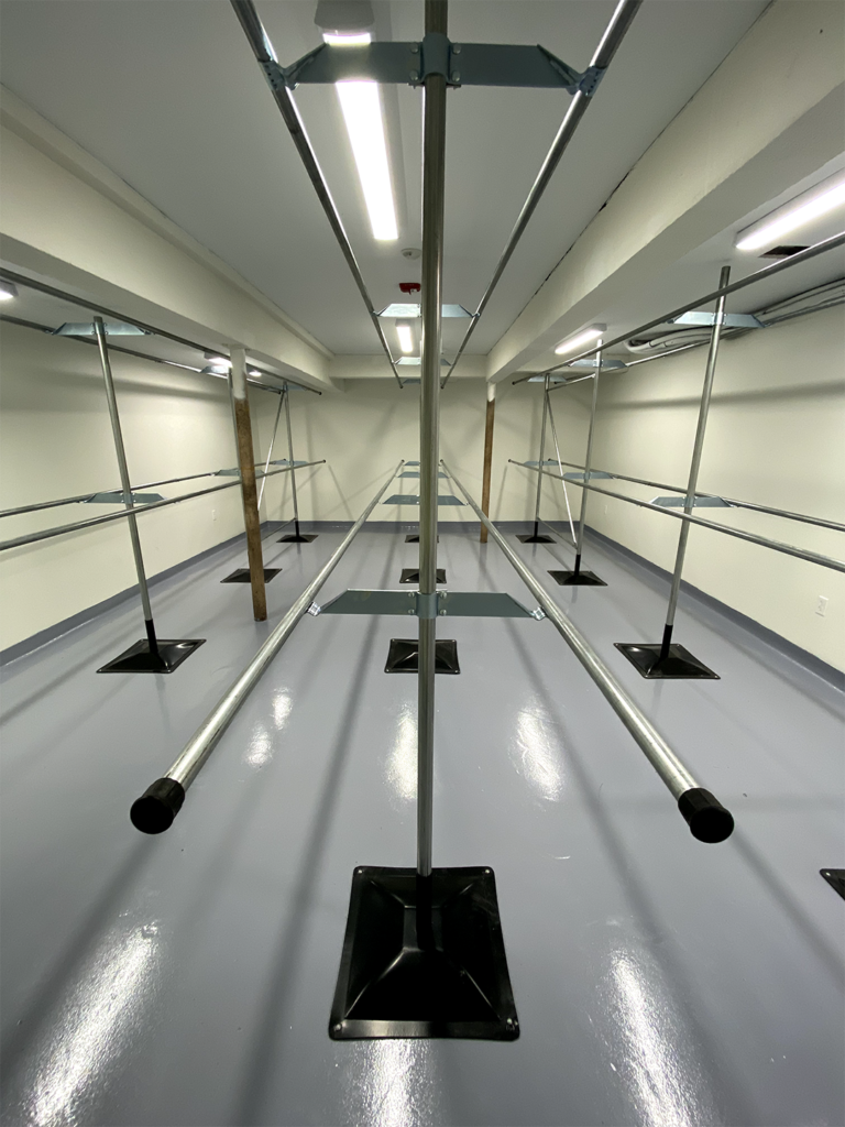 Railex System 200 Slick Rail Stock Room for Clothing Retailer - Railex ...