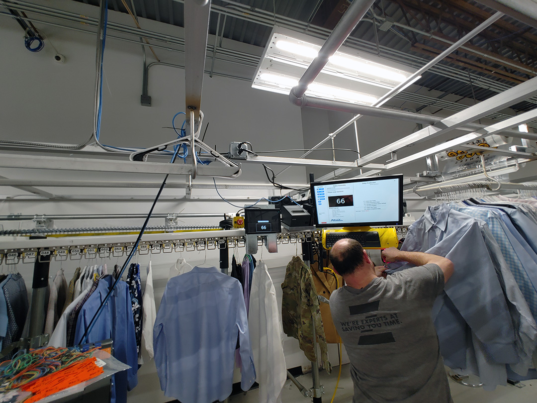 The Railex System 750-224 GOH Order Assembly Conveyor in operation on ...